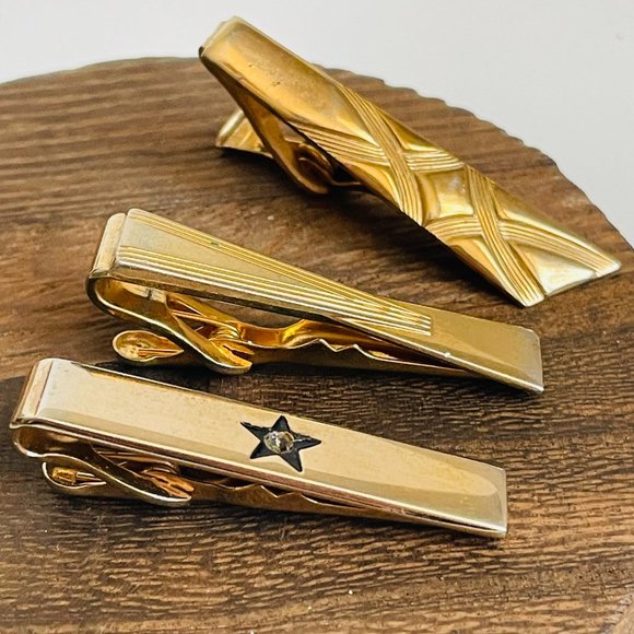 SWANK | Accessories | Vintage Swank Textured Gold Tone Tie Clips Lot Of ...